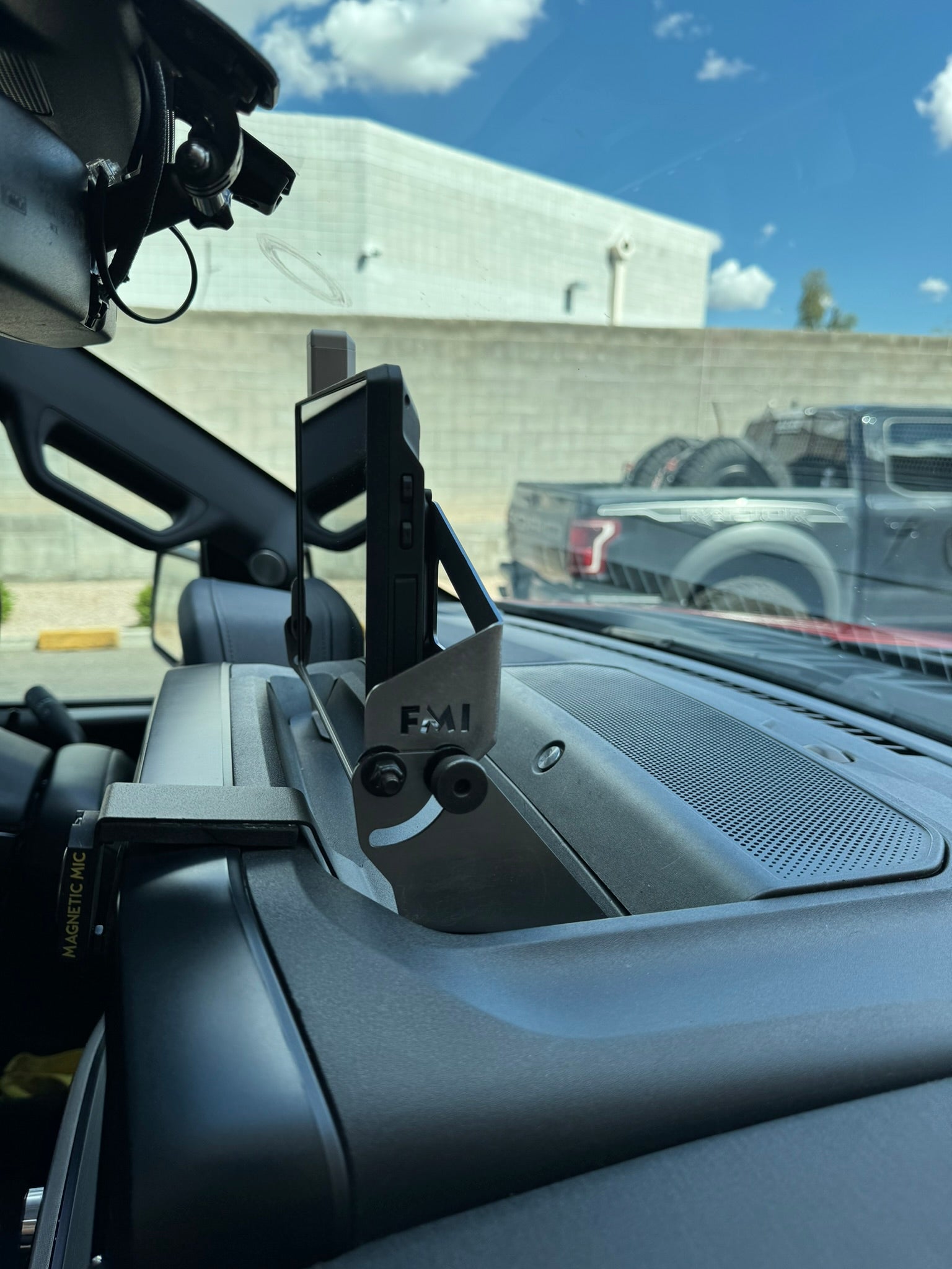 2021-2023 Gen 3 Raptor Center Dash Fold Down GPS mount-Garmin TREAD XL ...