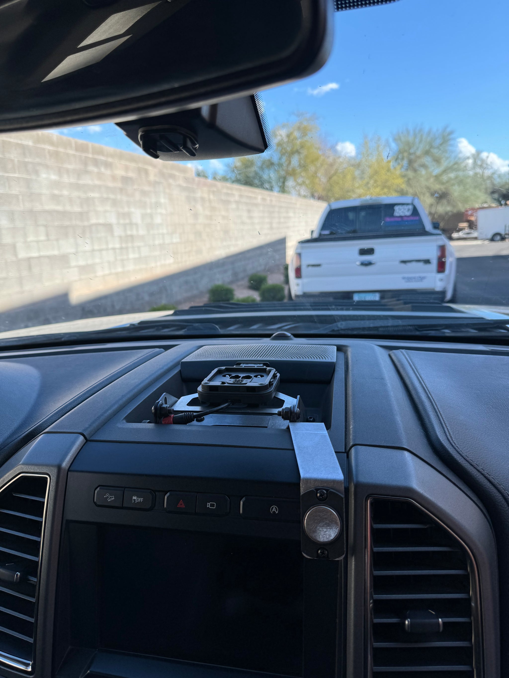 Gen 2 Raptor / F150 / Super Duty - Center Dash Fold Down GPS Mount (Ga ...