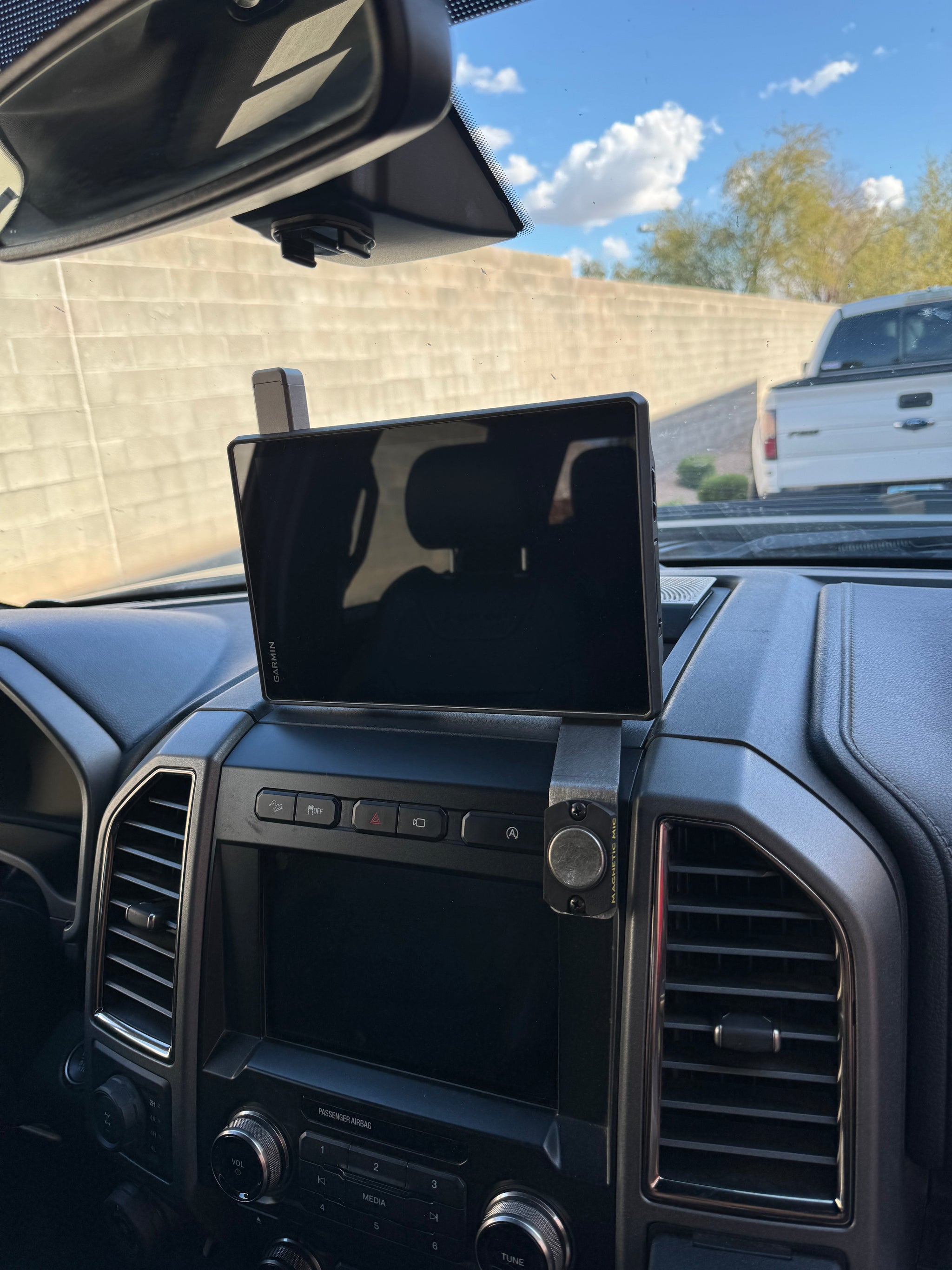 Gen 2 Raptor / F150 / Super Duty - Center Dash Fold Down GPS Mount (Ga ...